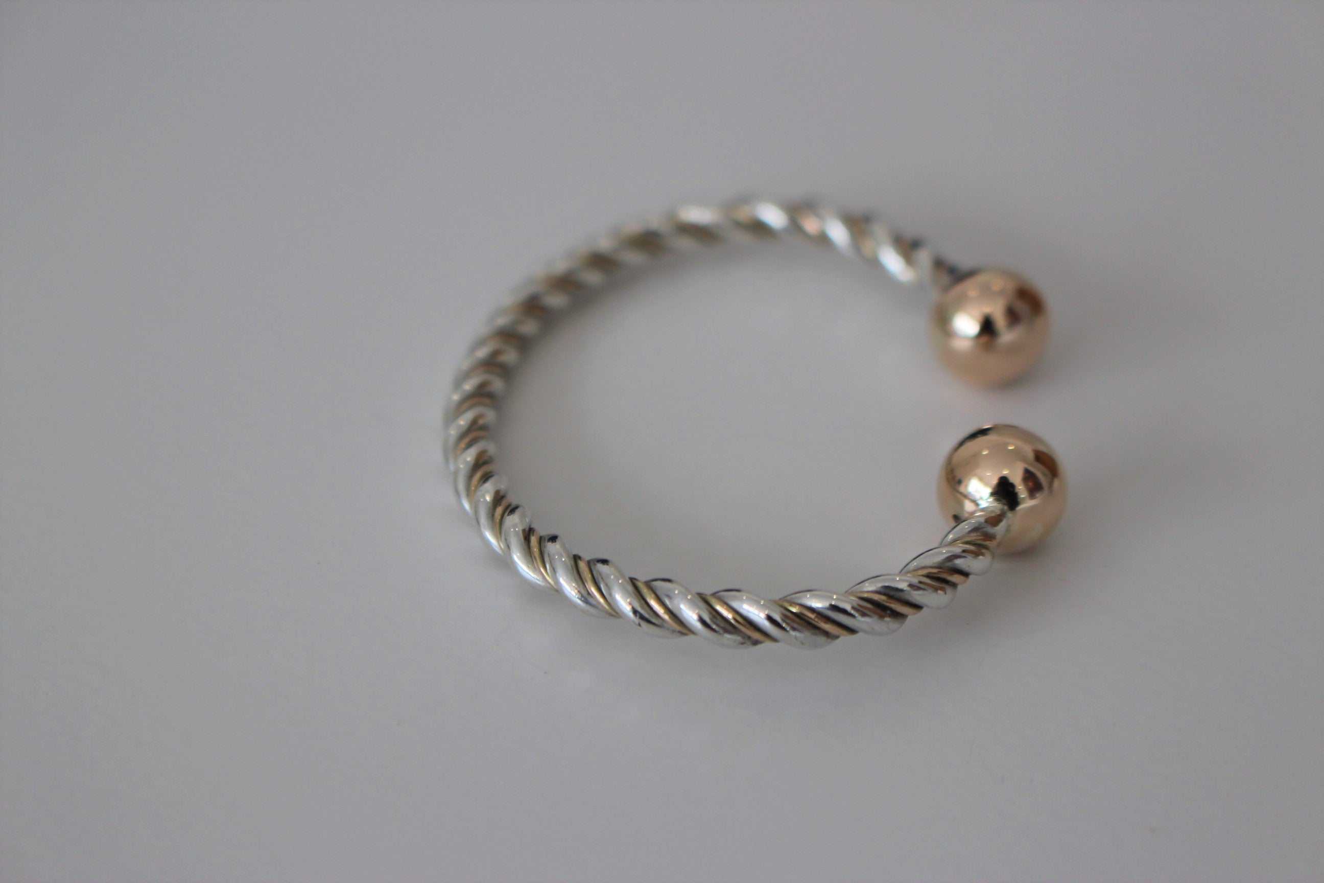 Duo-Tone Twisted Bangle – SueShimmers